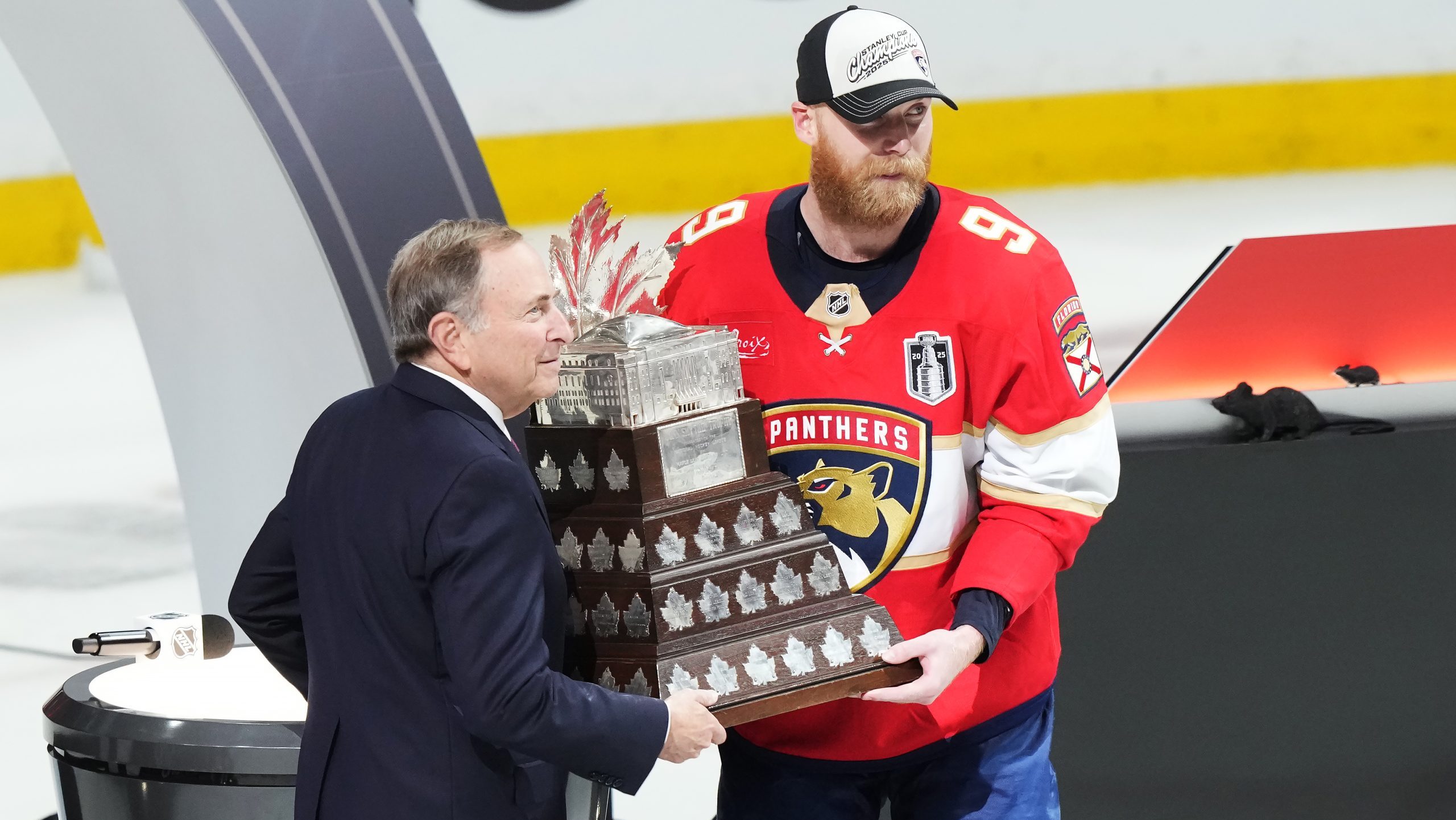 Sam Bennett Named Conn Smythe Trophy Winner After Panthers' Stanley Cup ...